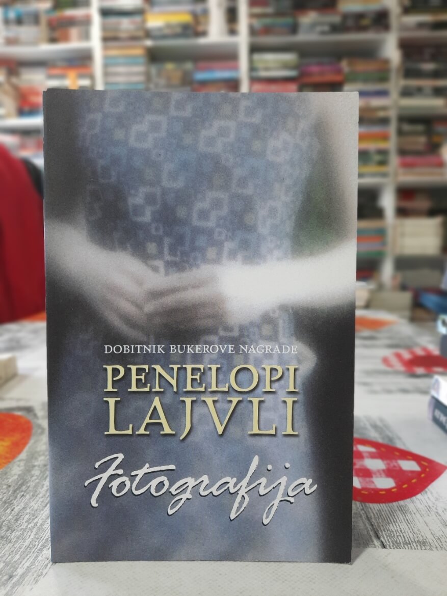 Fotografija – Penelopi Lajvli – Knjižara Demago