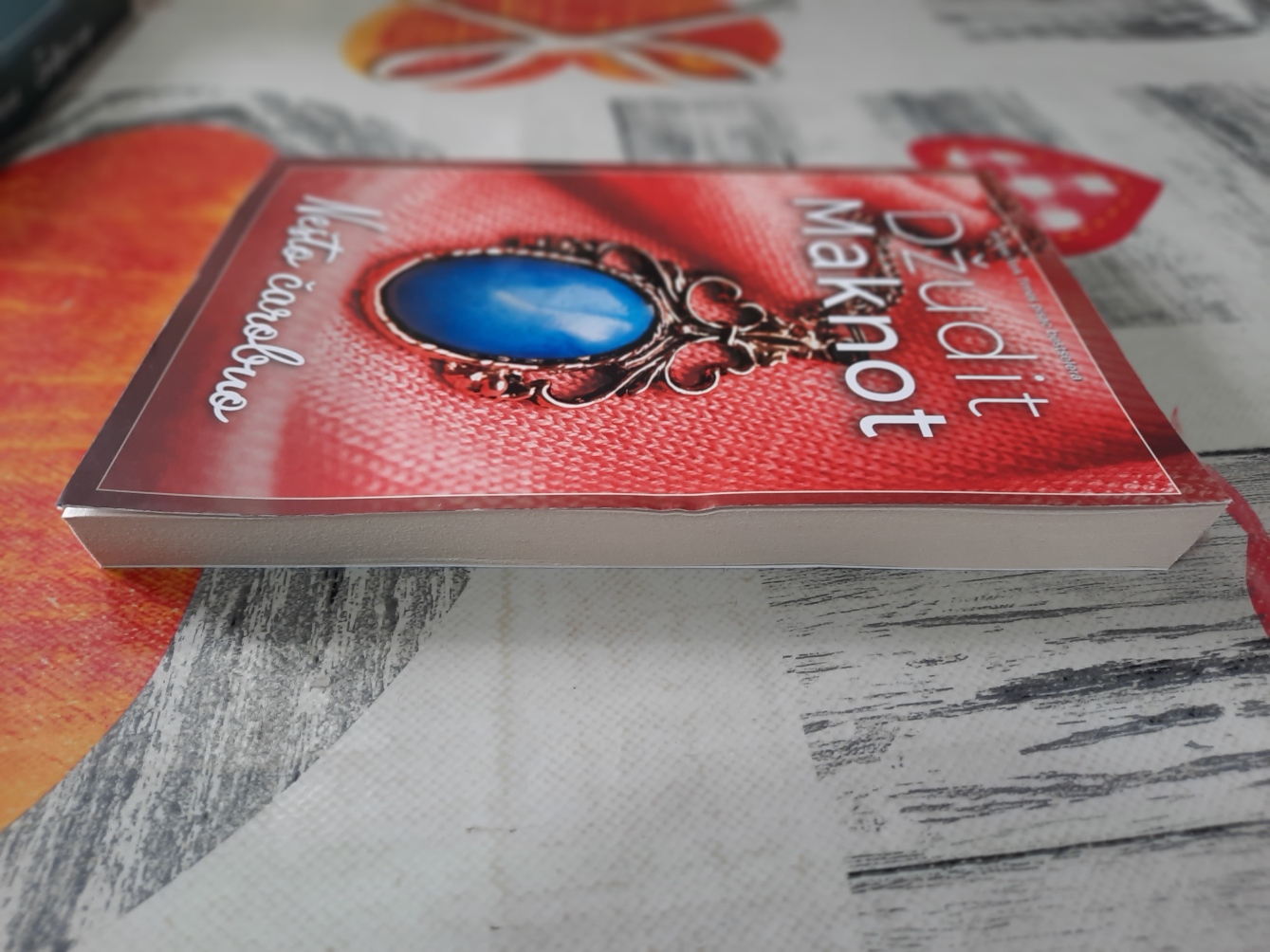 Nešto čarobno – Džudit Maknot – Knjižara Demago