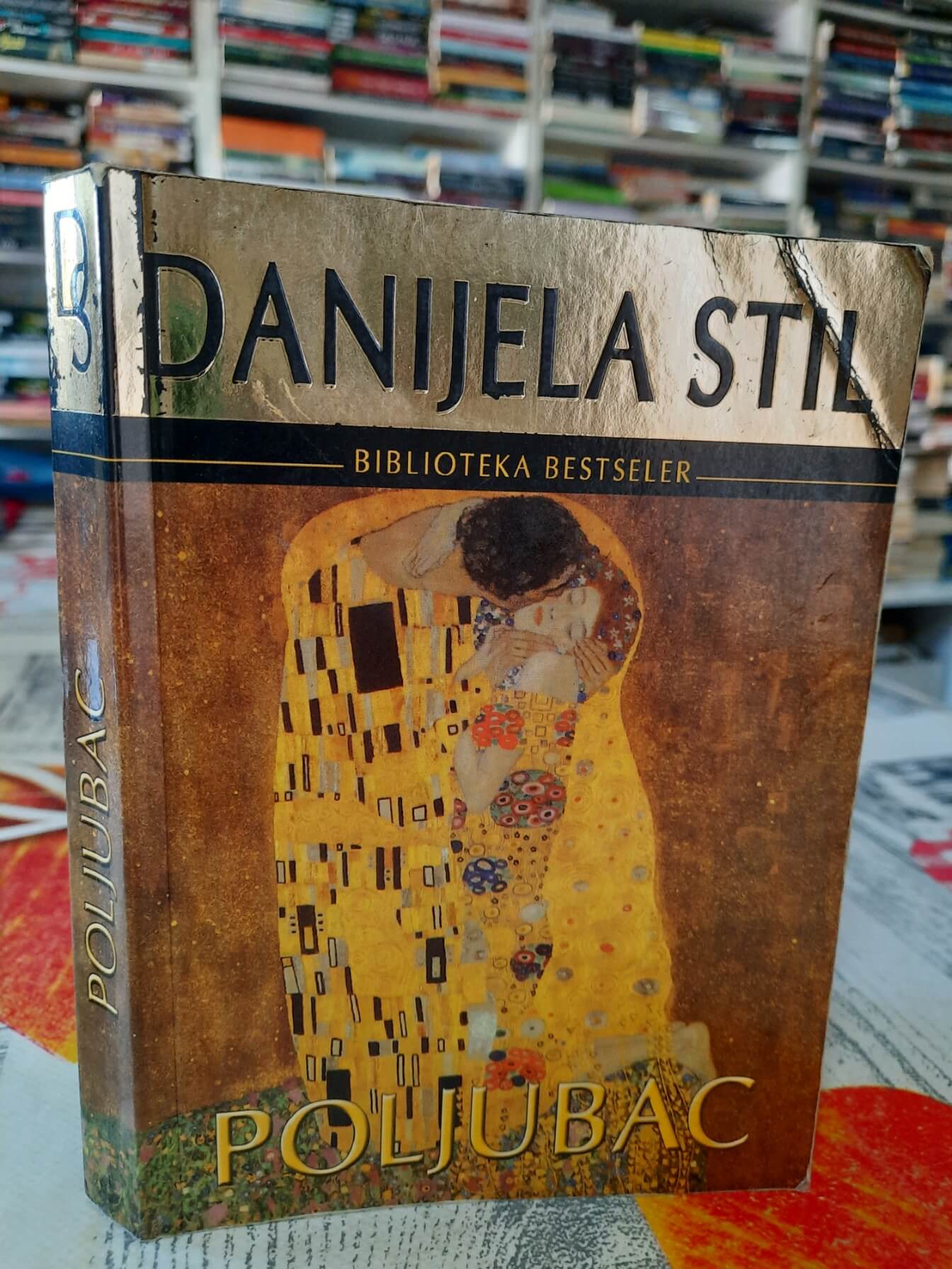 Poljubac - Danijela Stil – | Knjižara Demago